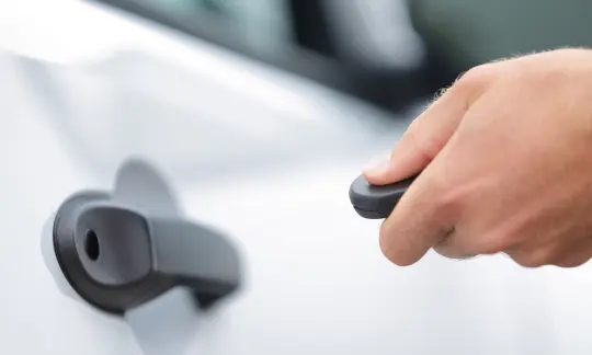 Car Key Replacement in the Digital Age: Transponders, Fobs, and More ...