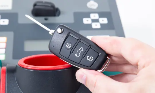 Car Key Replacement Services: A Lifesaver for Modern Drivers | Sure ...